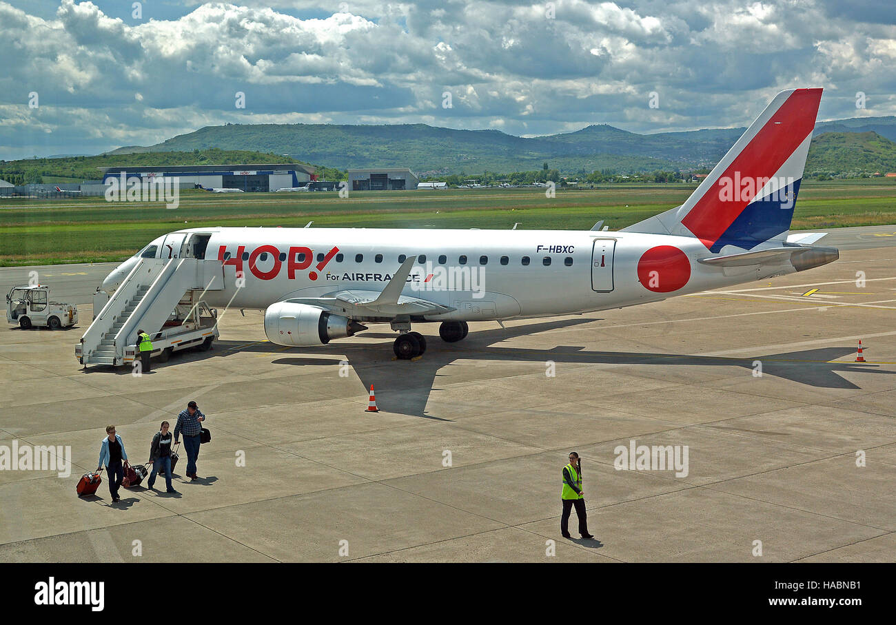 Embraer ERJ-170STD airplane of Hop for Air France Clermont-Ferrand ...