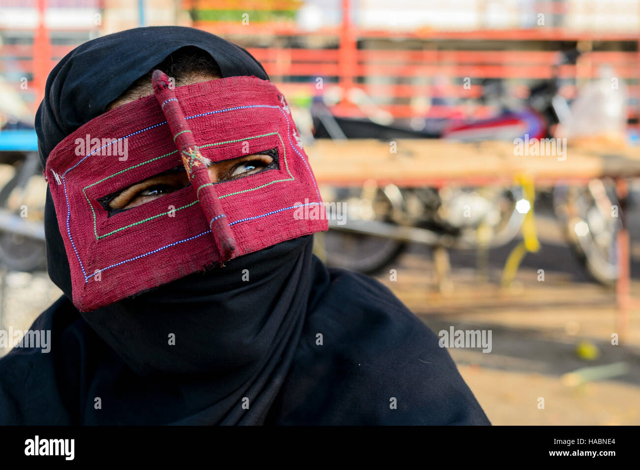 Bandari woman, Iran Stock Photo - Alamy