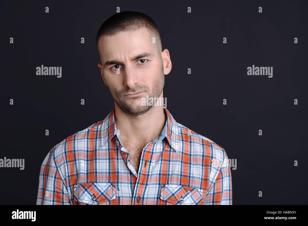 Facial expressions seriously hi-res stock photography and images - Alamy