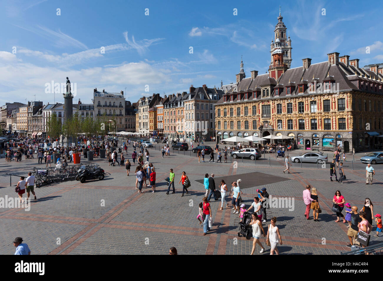 Traditional habitat lille hi-res stock photography and images - Alamy