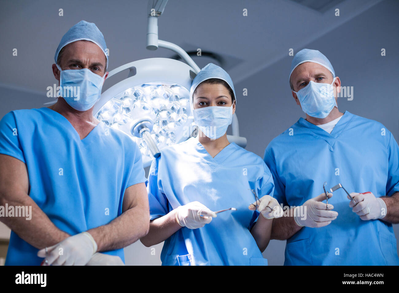 Surgeons tool hi-res stock photography and images - Alamy