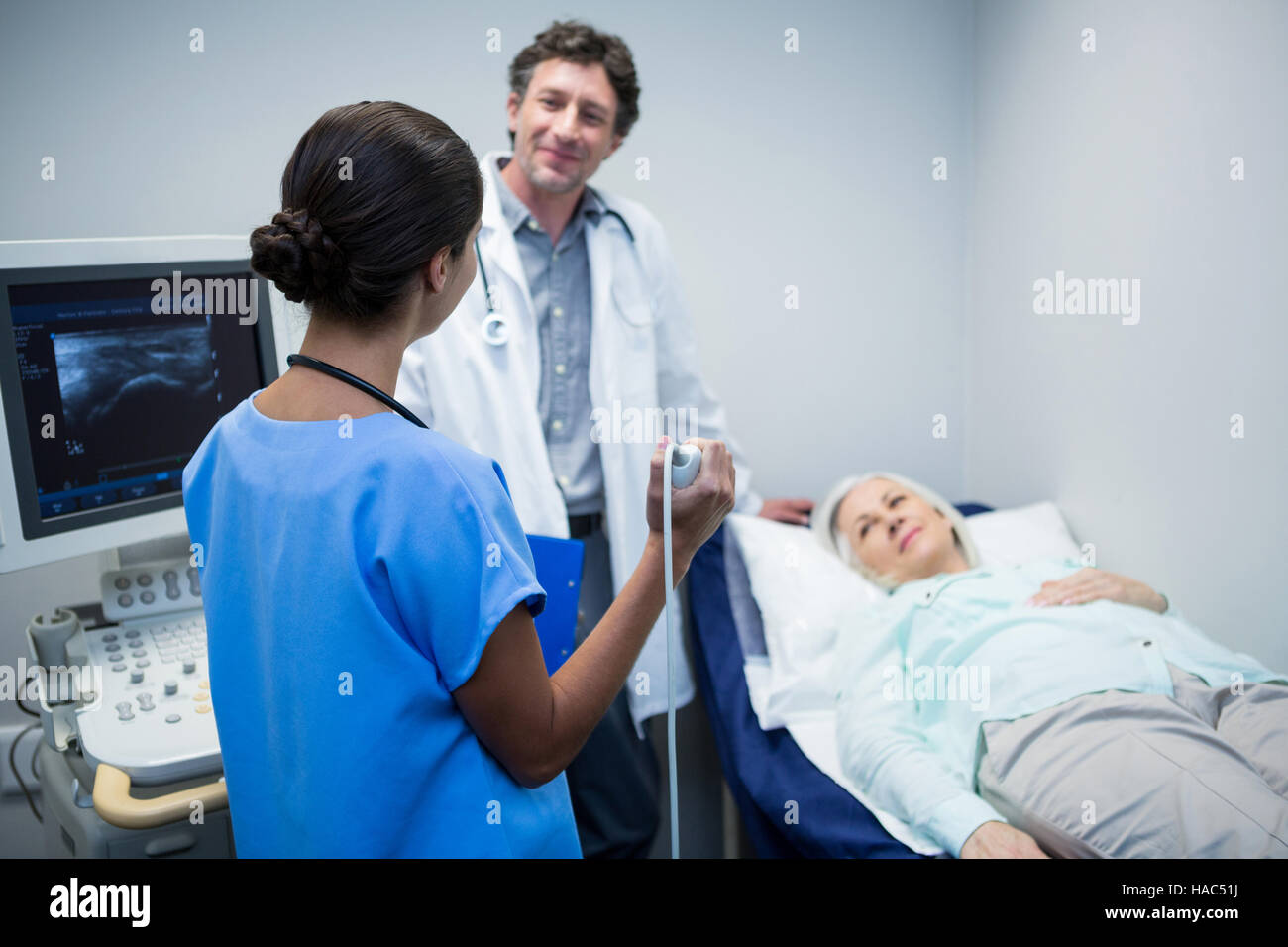 Doppler sonography woman hi-res stock photography and images - Alamy