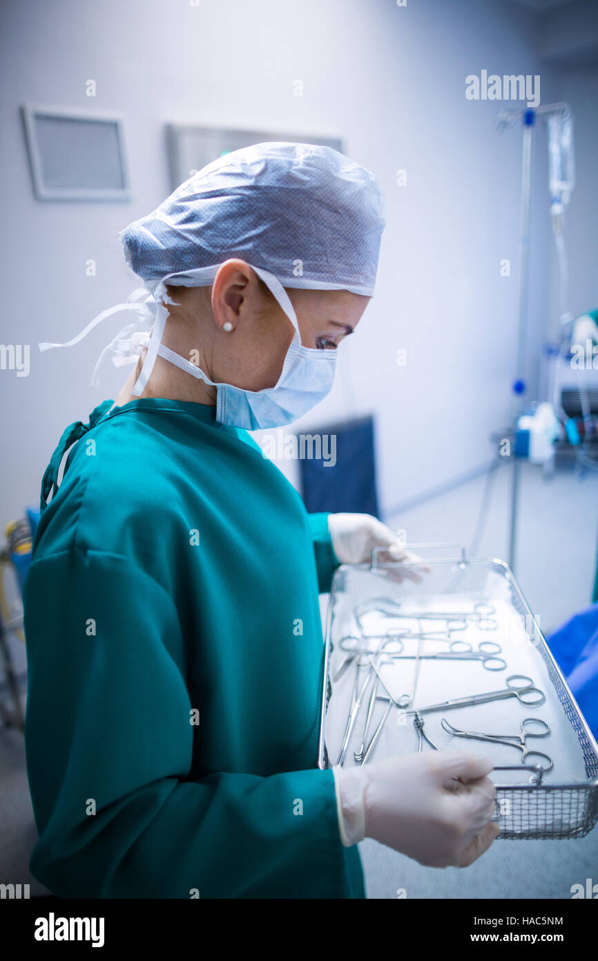 Surgical tray hi-res stock photography and images - Alamy