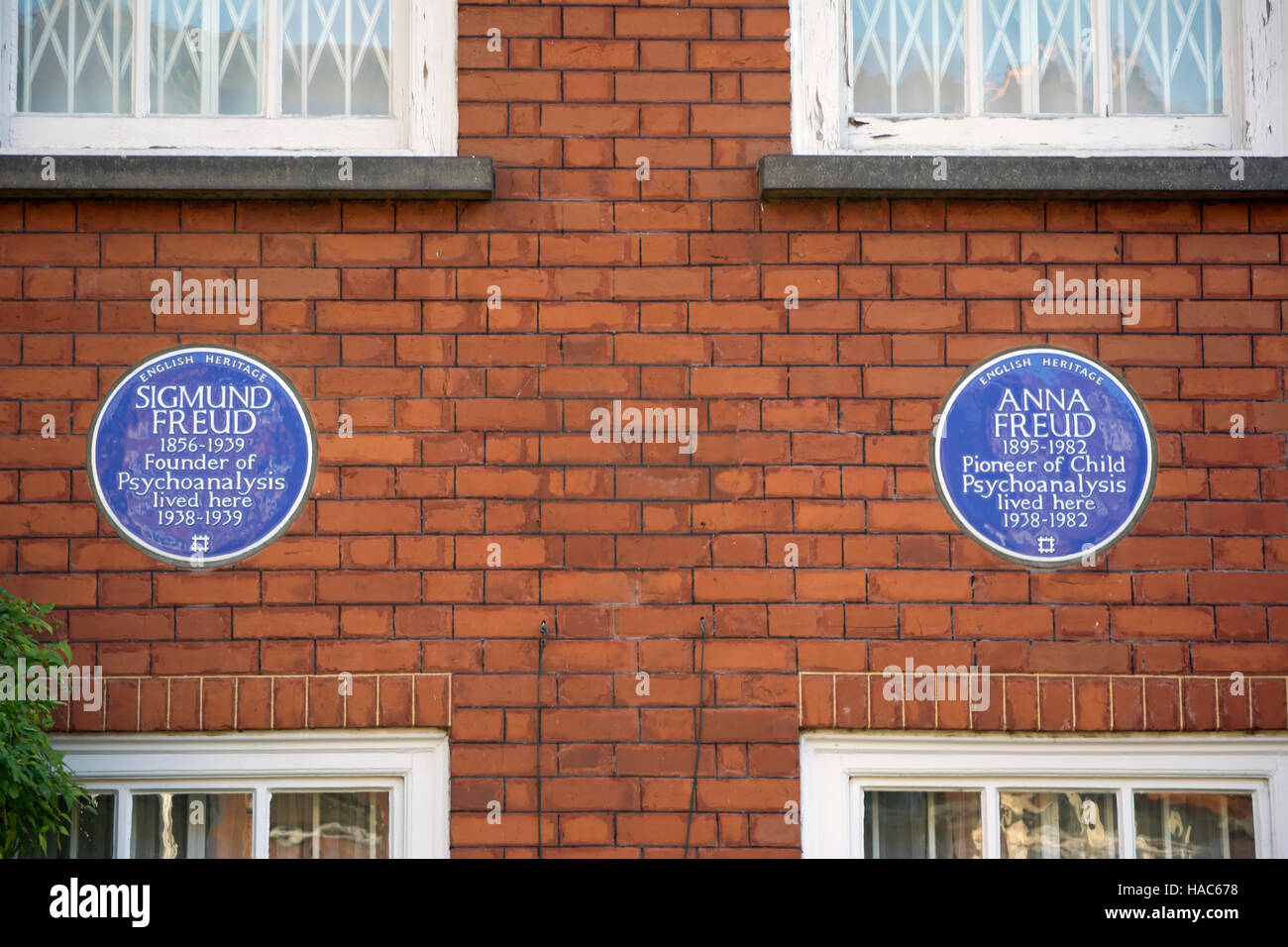 english heritage blue plaques marking the home of sigmund freud and ...