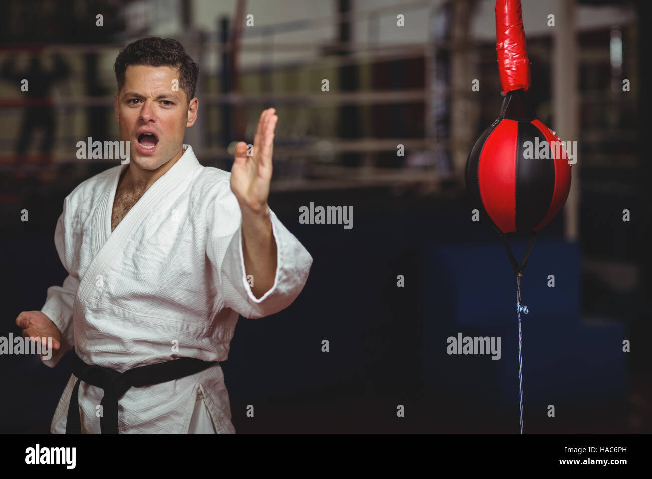 Black boxing player hi-res stock photography and images - Alamy