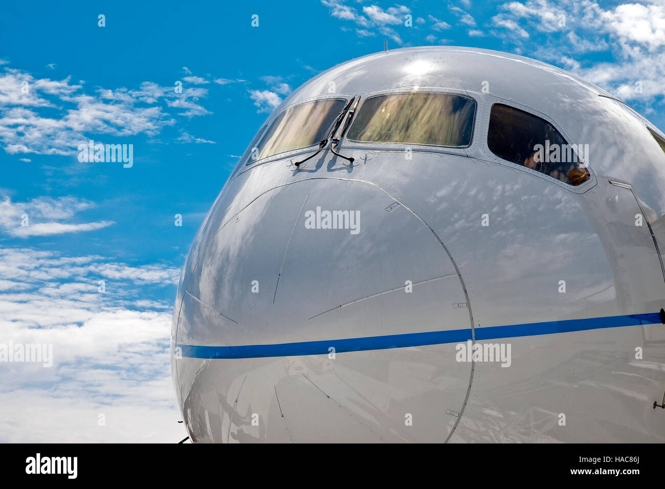 Close up of a Boeing 787 Dreamliner nose Stock Photo - Alamy