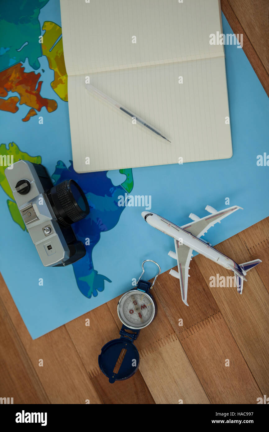 Compass map pen hi-res stock photography and images - Alamy