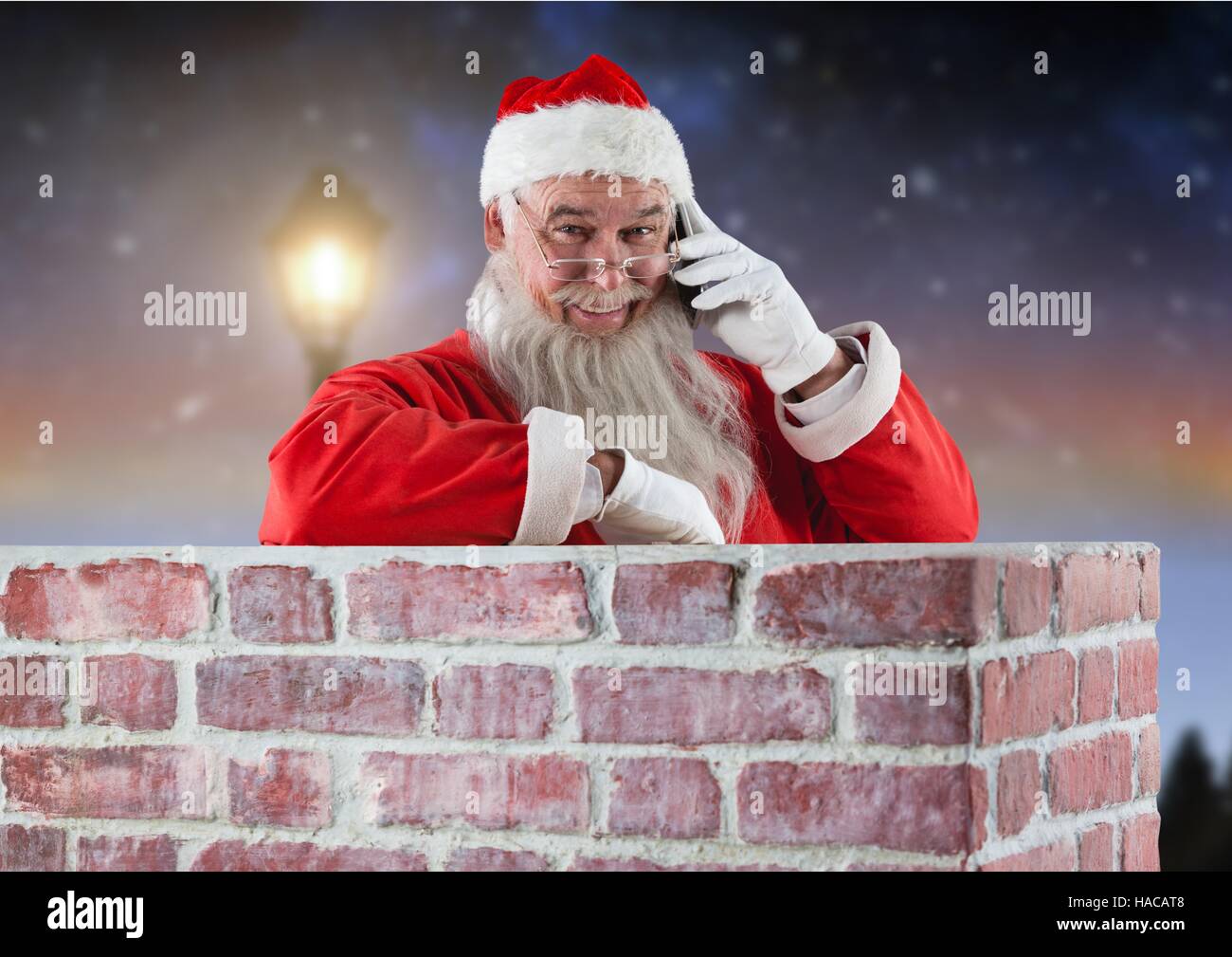 Santa claus chimney hi-res stock photography and images - Alamy
