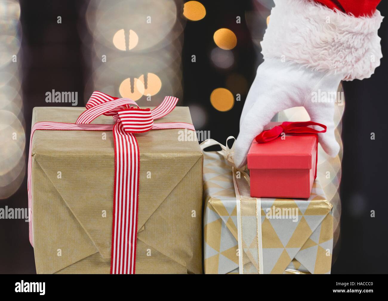 Hand holding ornament hi-res stock photography and images - Alamy