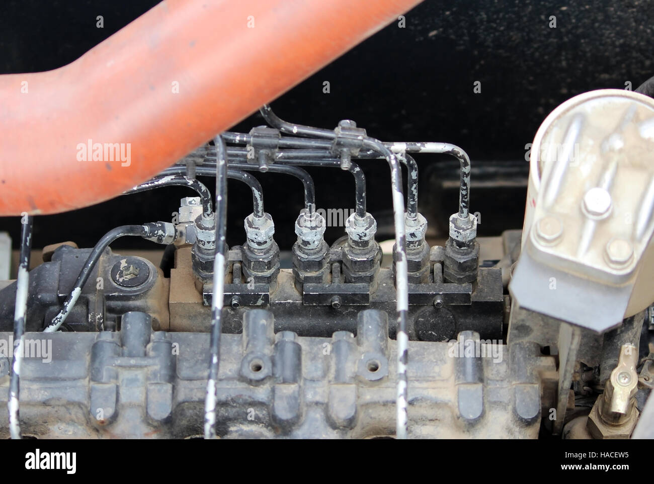 the internal structure of the hydraulic system of the bulldozer Stock ...