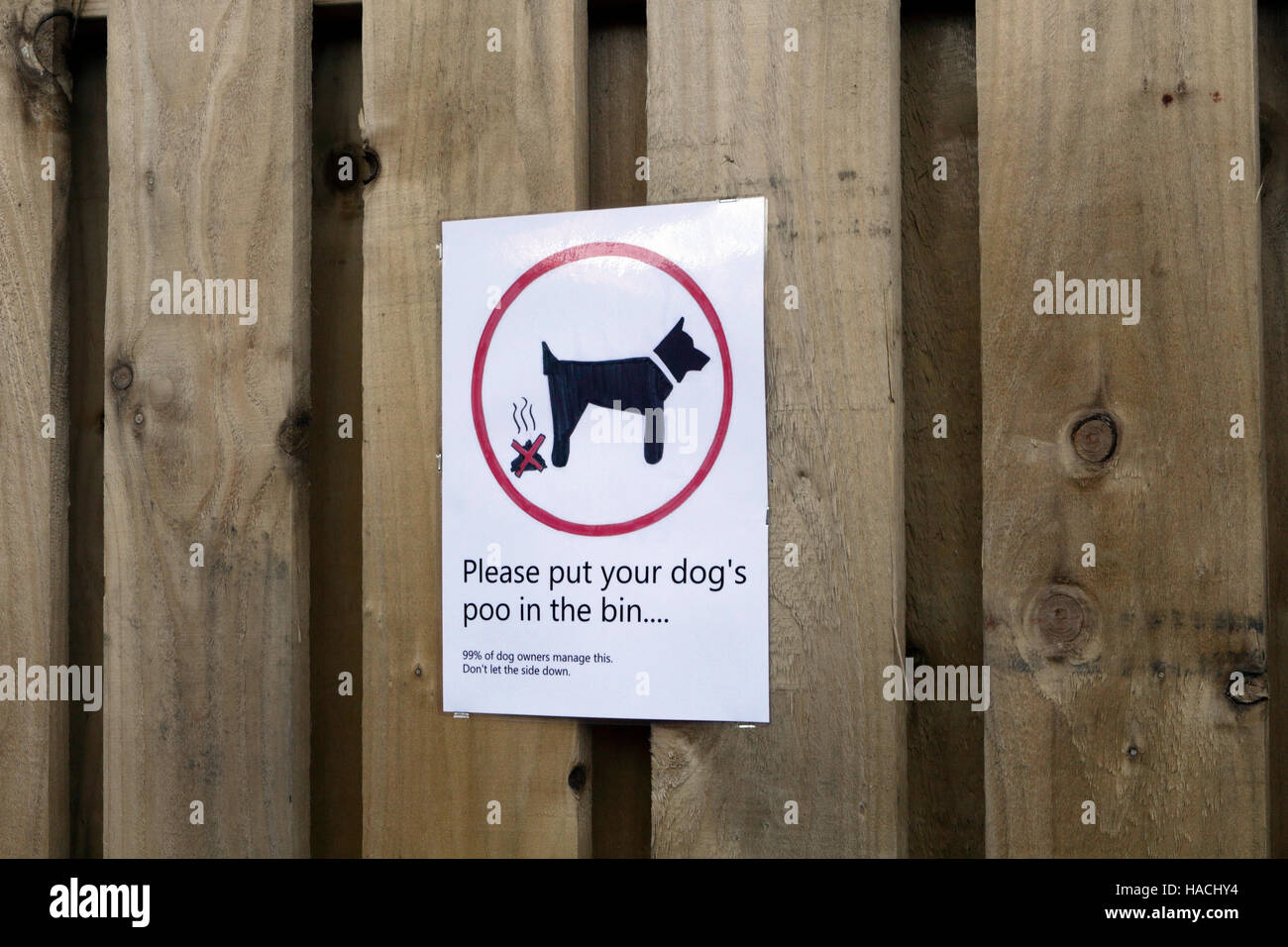 Dog mess sign hi-res stock photography and images - Alamy