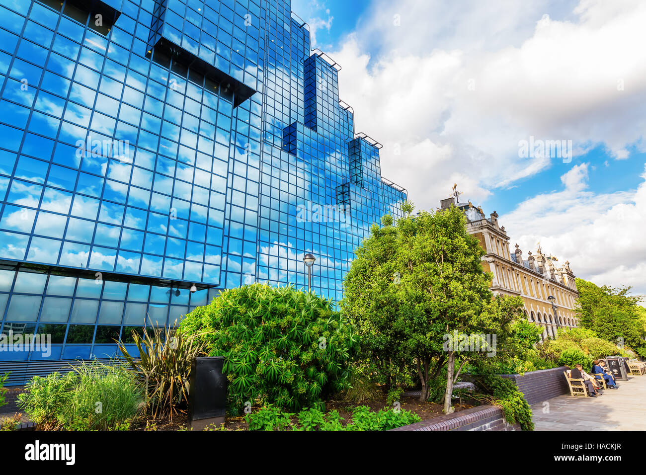 Northern and shell hi-res stock photography and images - Alamy