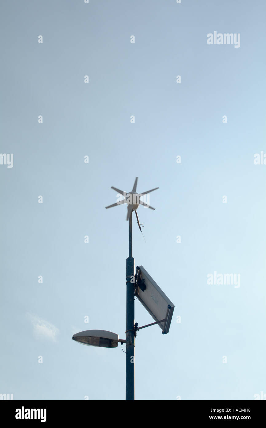 Wind and solar powered lamppost Stock Photo - Alamy