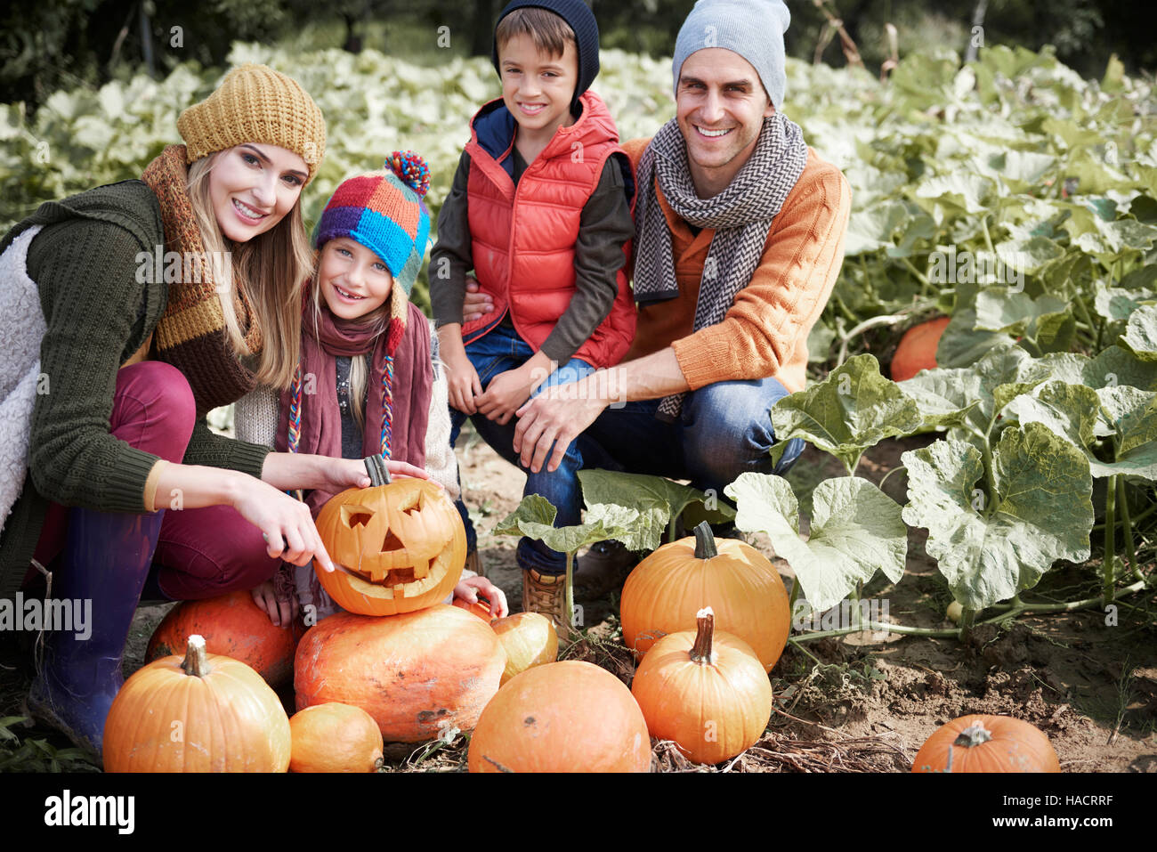Family portrait halloween hi-res stock photography and images - Alamy