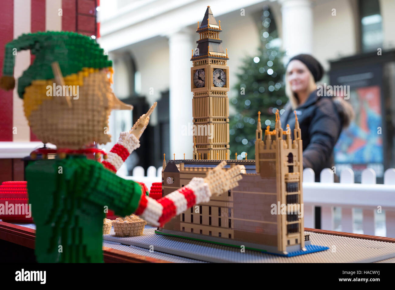 Visitor views the lego workshop arrives in covent garden hi-res stock ...