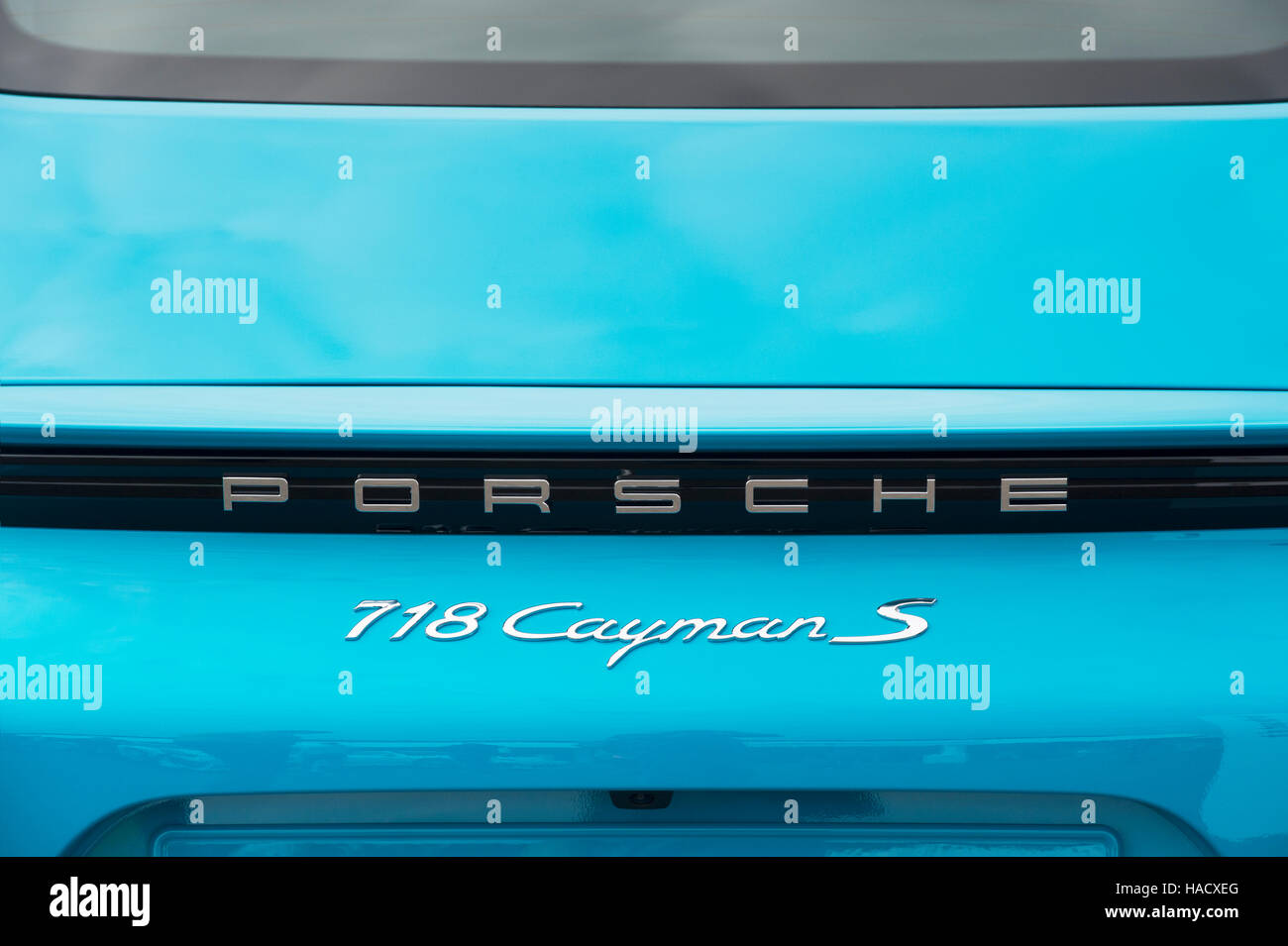 Porsche 718 cayman hi-res stock photography and images - Alamy