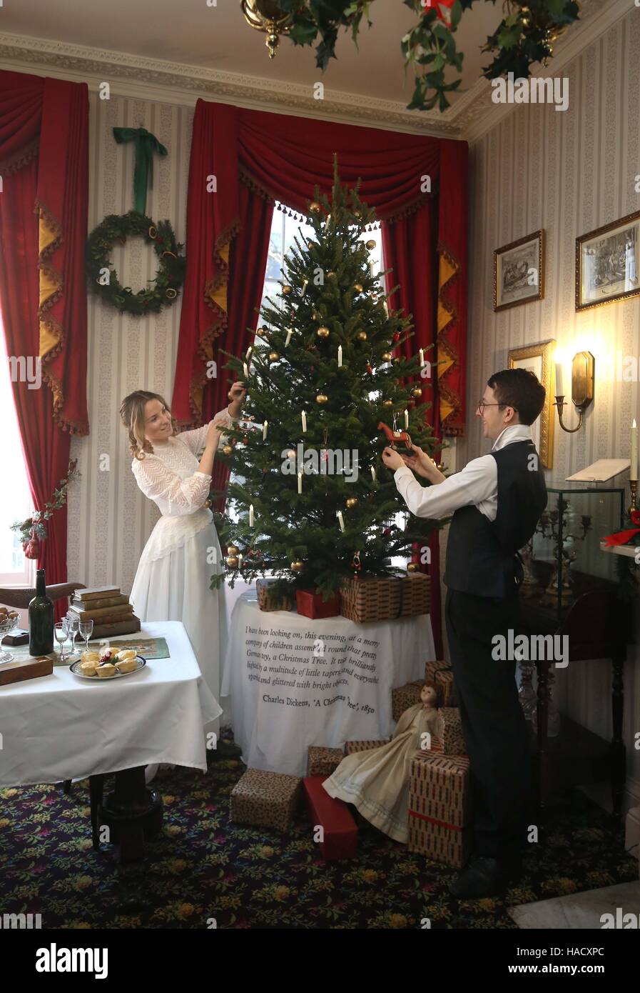 In victorian costume hi-res stock photography and images - Alamy