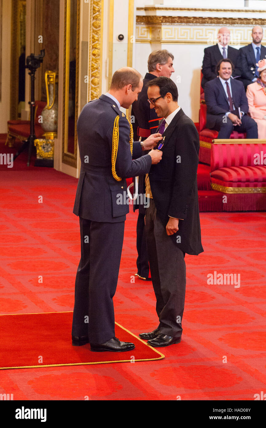 Mr. Miguel Head from London is made a Lieutenant of the Royal Victorian ...
