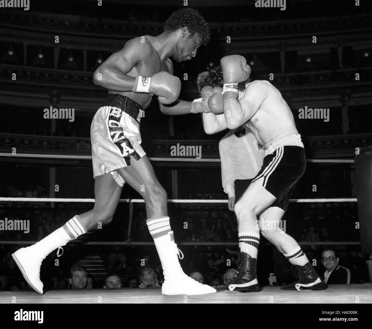 Britain's Cornelius Boza-Edwards (l) unleashes a barrage that causes ...