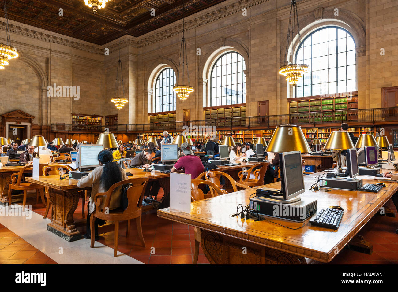 New york public library reading room hi-res stock photography and ...