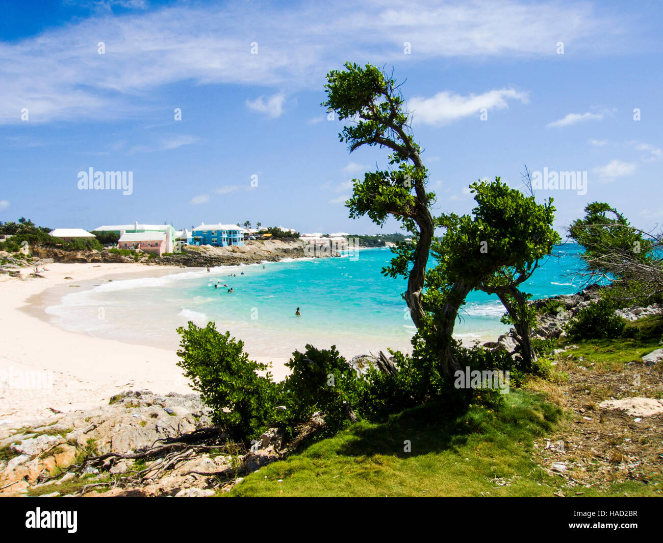Beach and ocean, Bermuda Stock Photo - Alamy