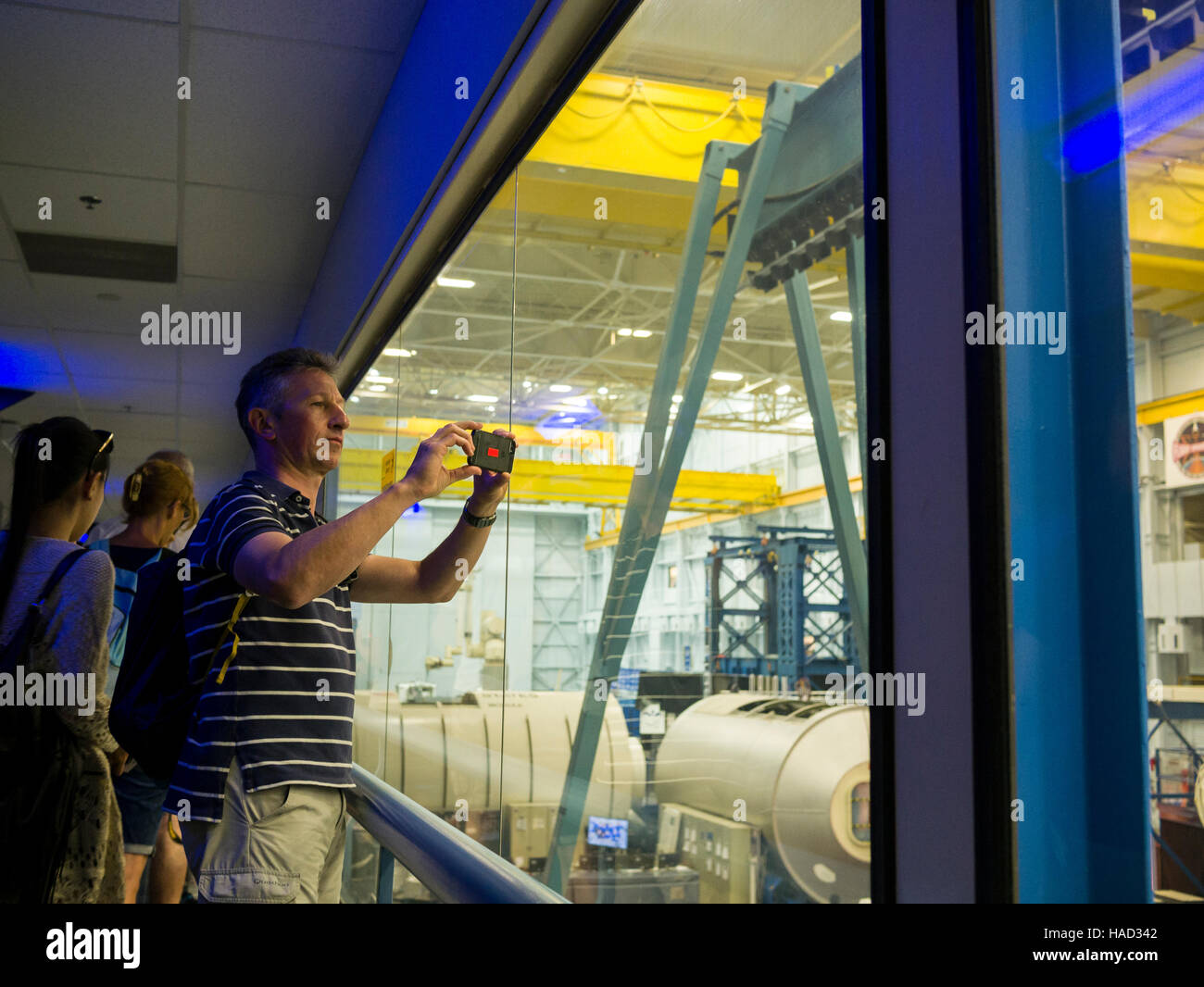 Lyndon johnson visiting national hi-res stock photography and images ...