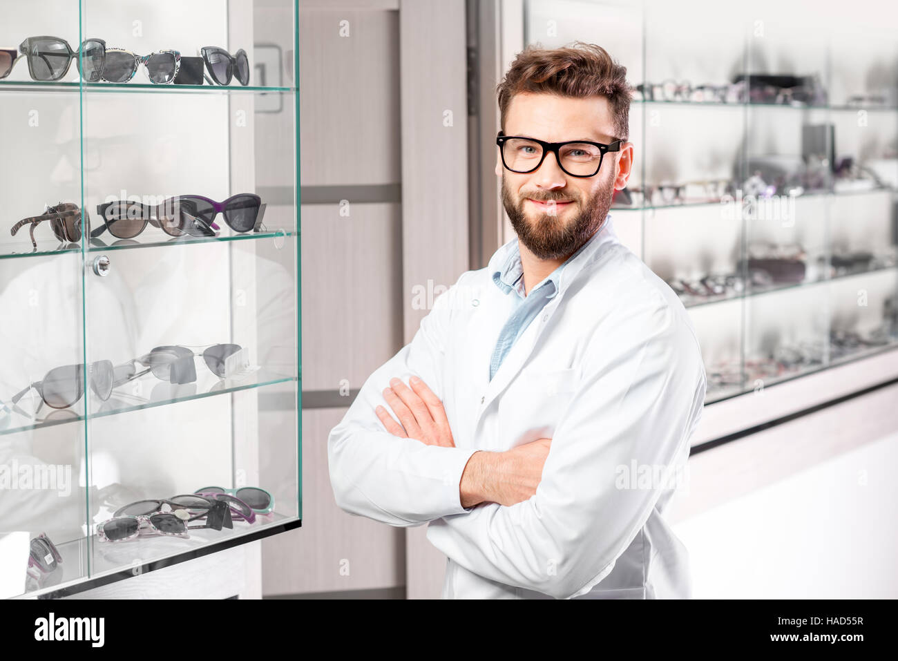 Portrait of the ophthalmologist Stock Photo - Alamy
