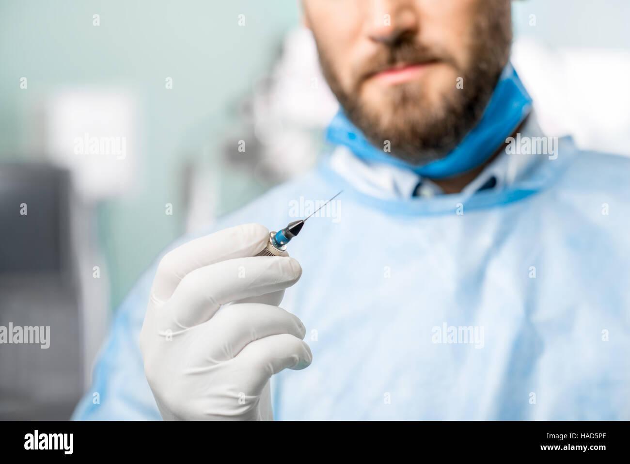 Holding surgical scissors Stock Photo - Alamy