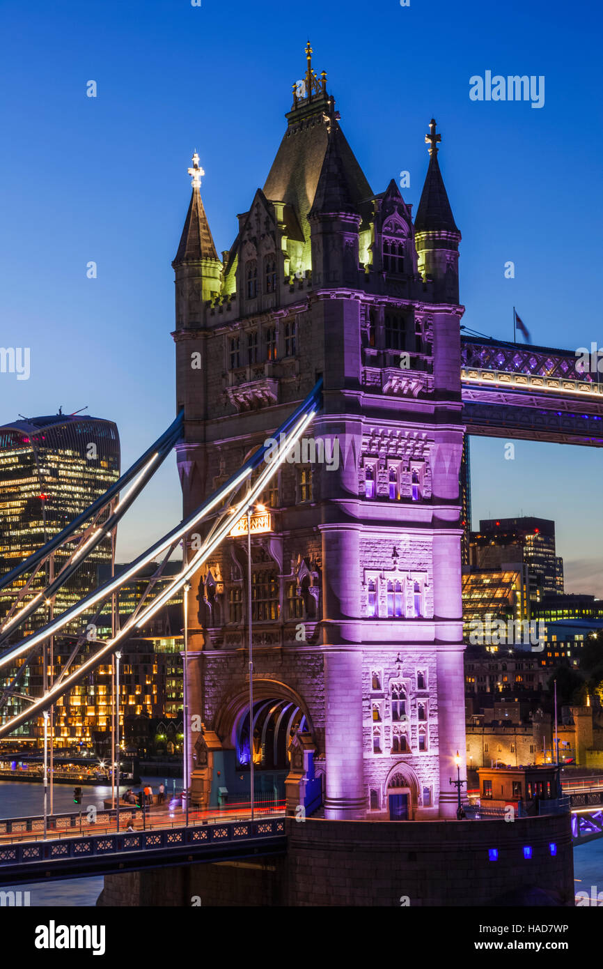 England, London, Tower Bridge at Night Stock Photo - Alamy