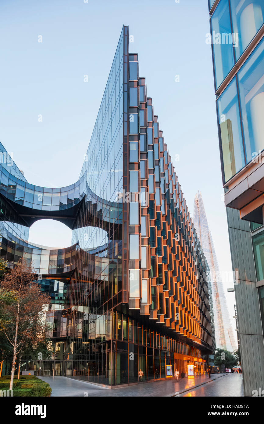 More london pwc price waterhouse hi-res stock photography and images ...