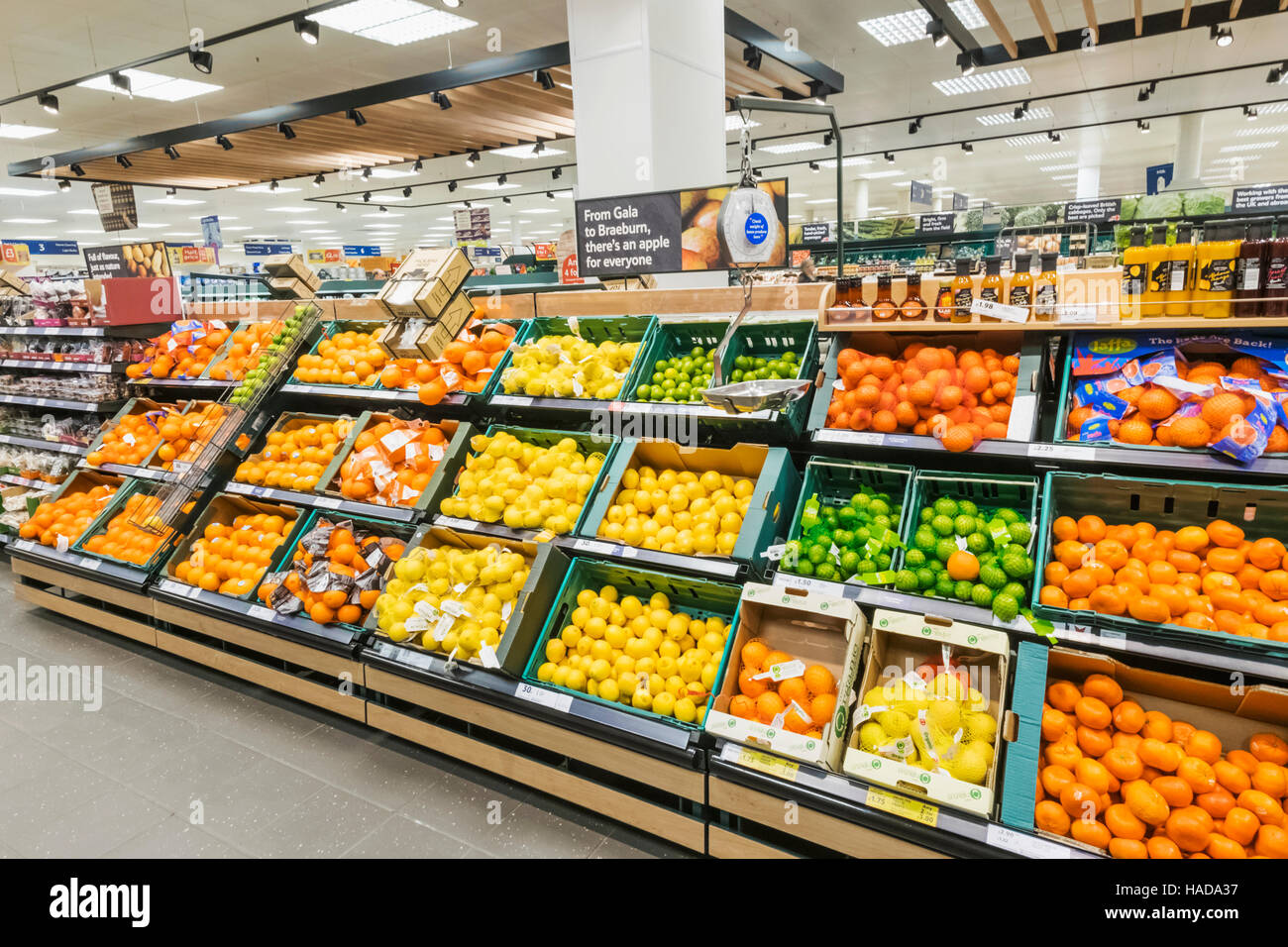 England, London, Supermarket Display of Fruit Stock Photo - Alamy