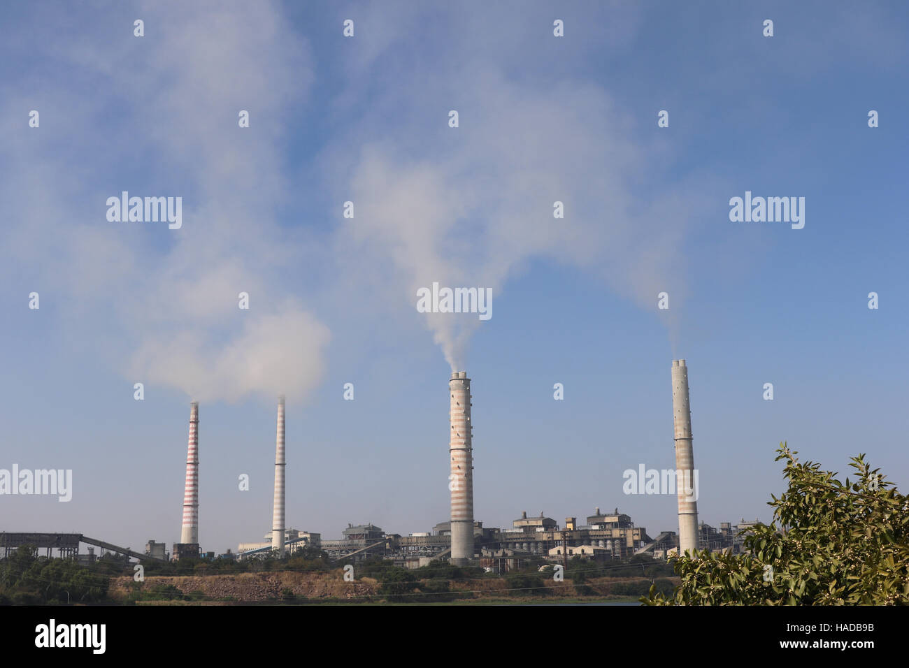 Thermal power plant Stock Photo - Alamy