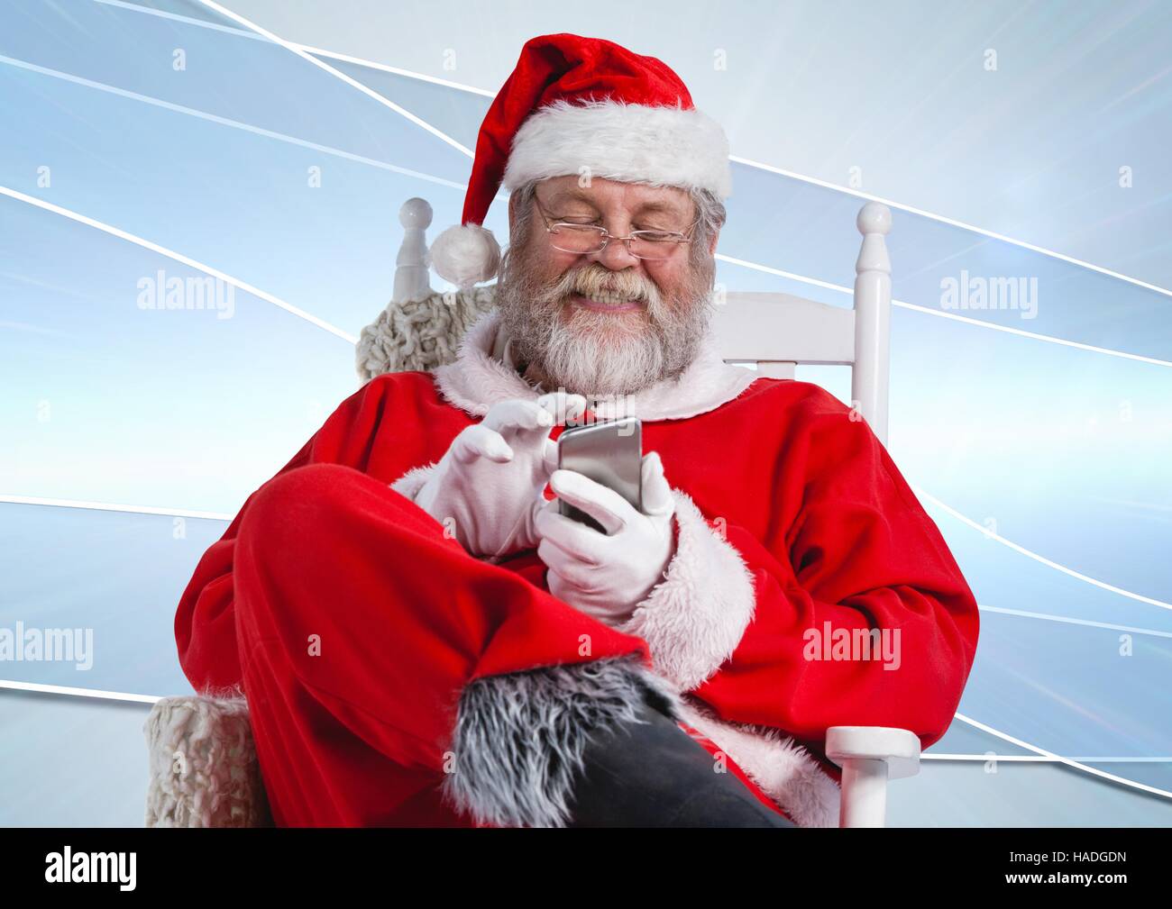 Santa mobile phone hi res stock photography and images Alamy