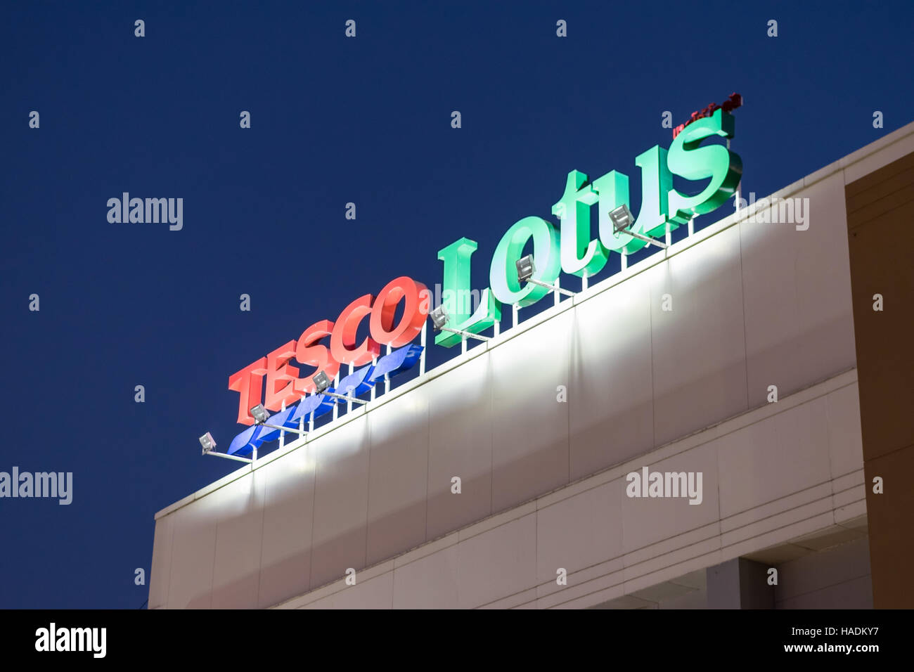 Tesco lotus supermarket hi-res stock photography and images - Alamy