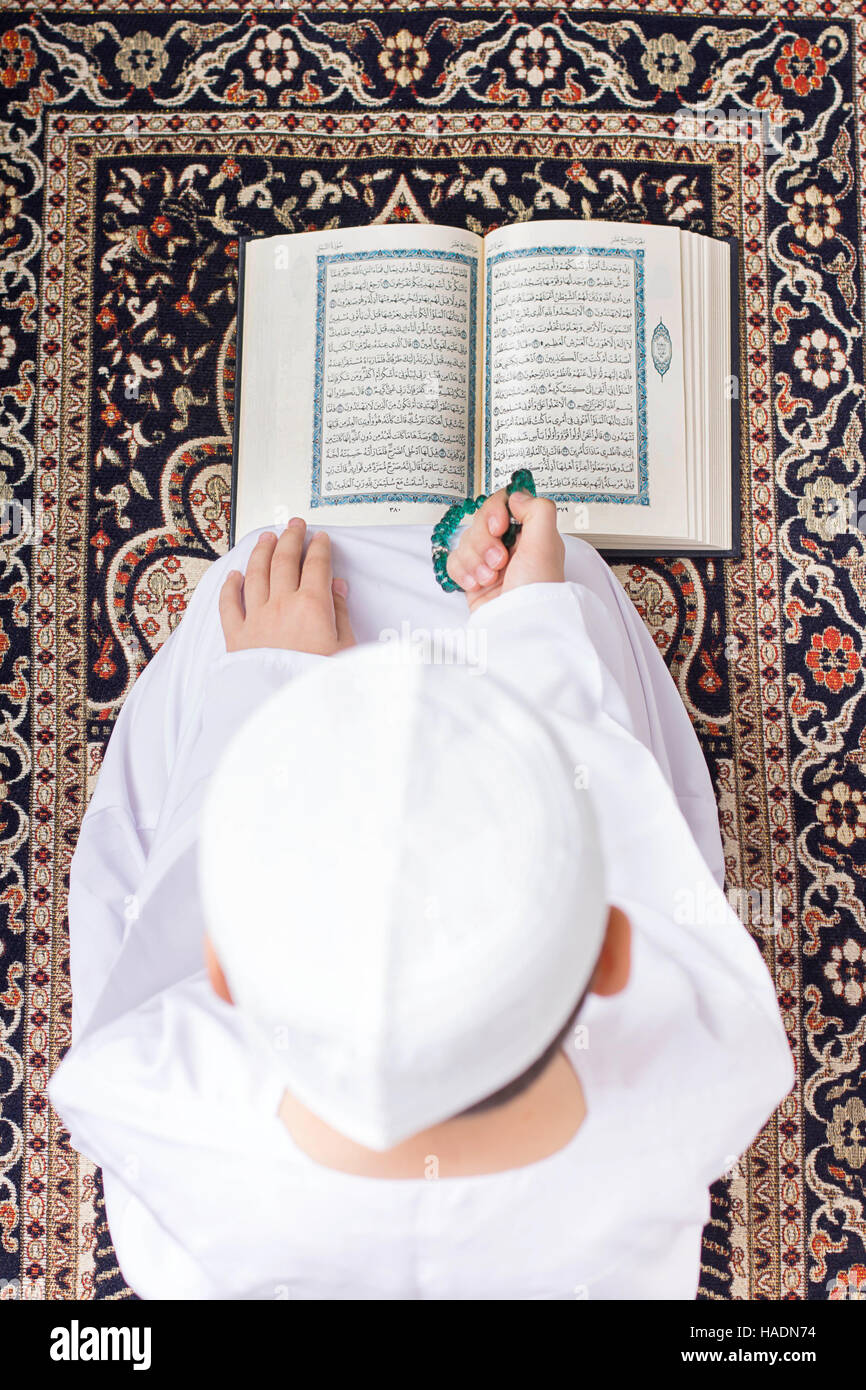 Muslim boy prayer hi-res stock photography and images - Alamy