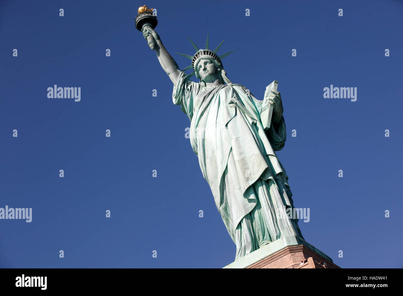 The statue of freedom tourist monument in New York Stock Photo - Alamy