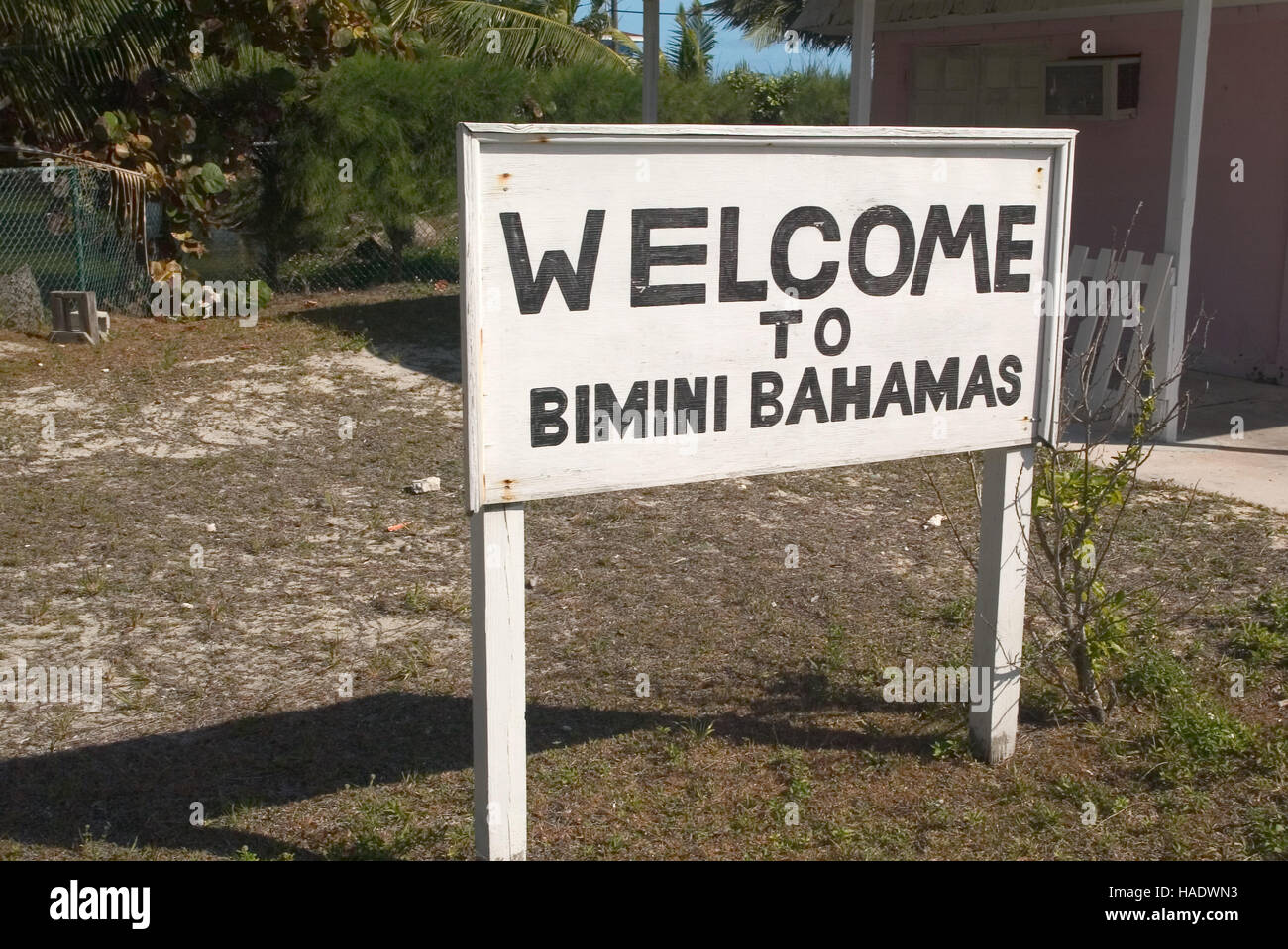 Bimini island sign welcome hi-res stock photography and images - Alamy