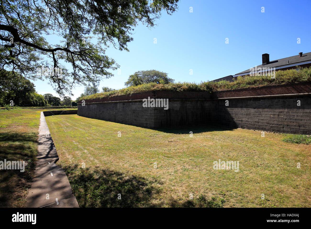 Governors island new york fort jay hi-res stock photography and images ...