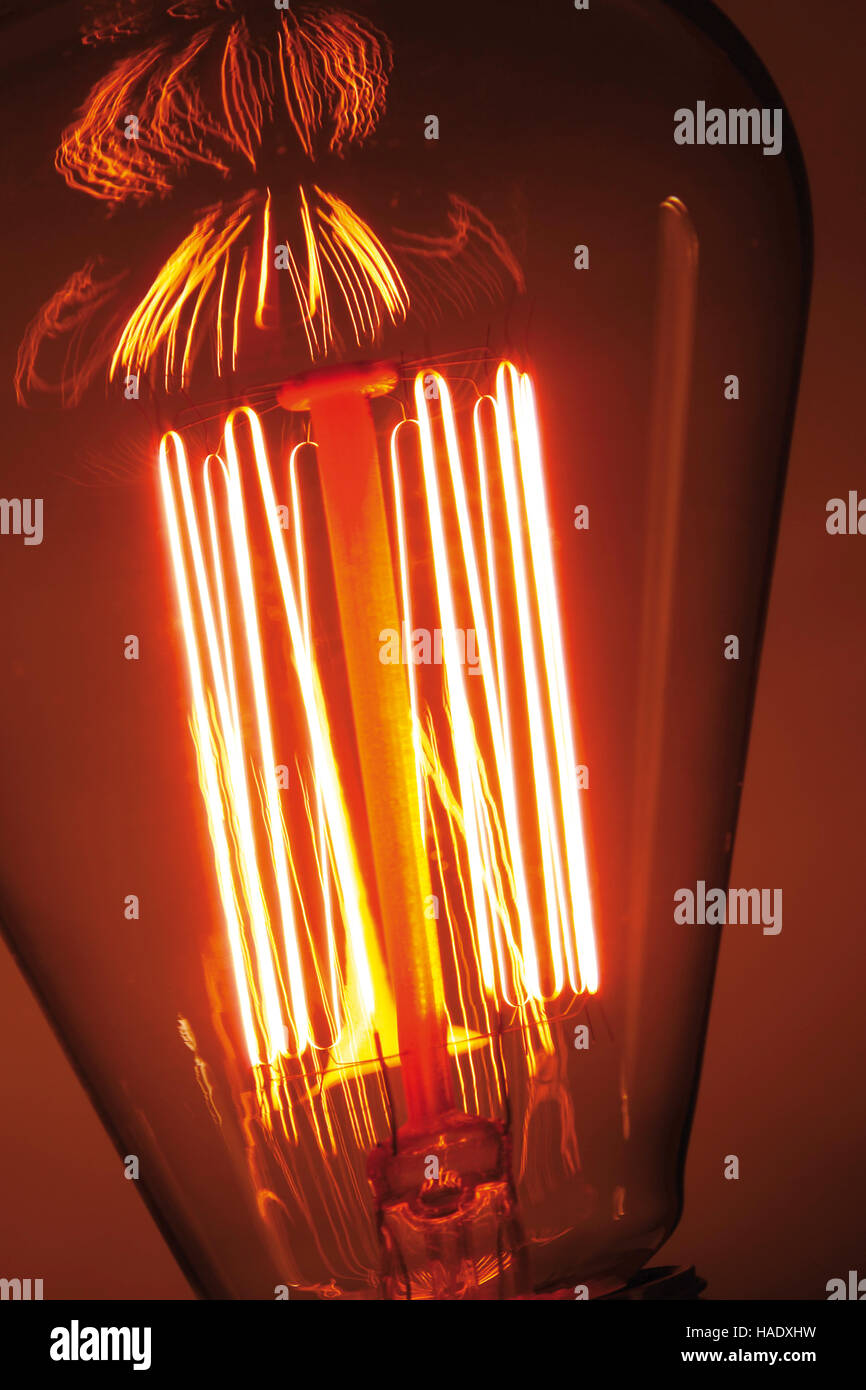 Old lit light bulbs hi-res stock photography and images - Alamy