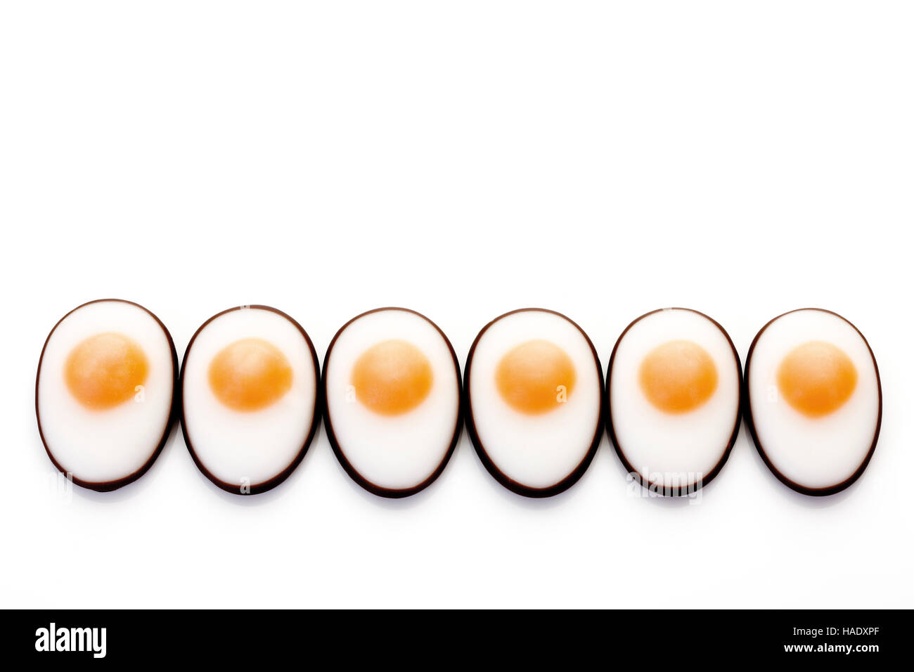 Fondant eggs hi-res stock photography and images - Alamy