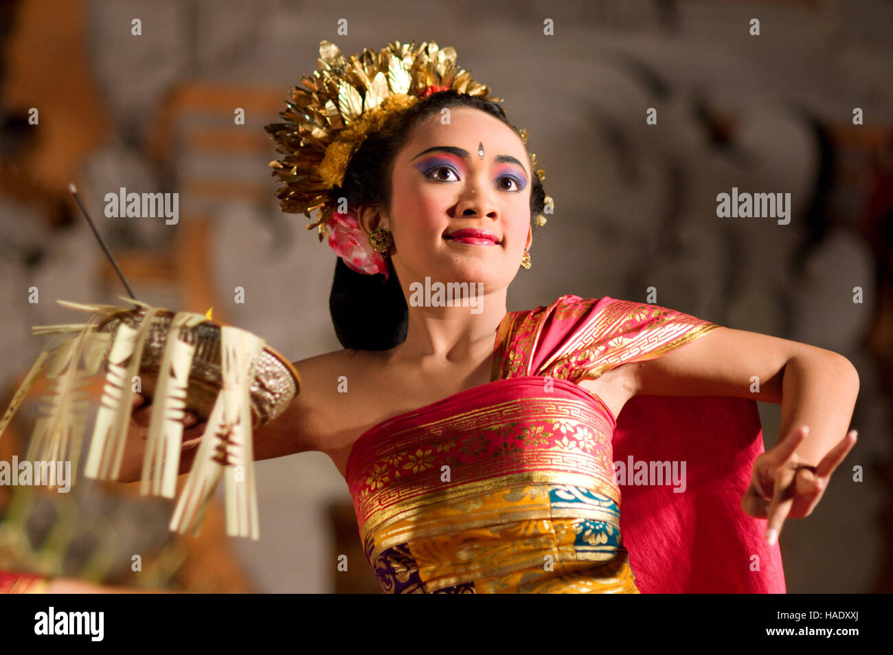 Dance called "Legong Dance" at the Palace of Ubud. Ubud-Bali ...