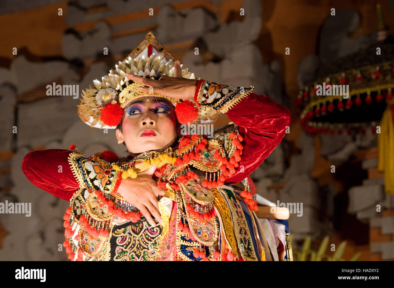 Dance called "Legong Dance" at the Palace of Ubud. Ubud-Bali ...