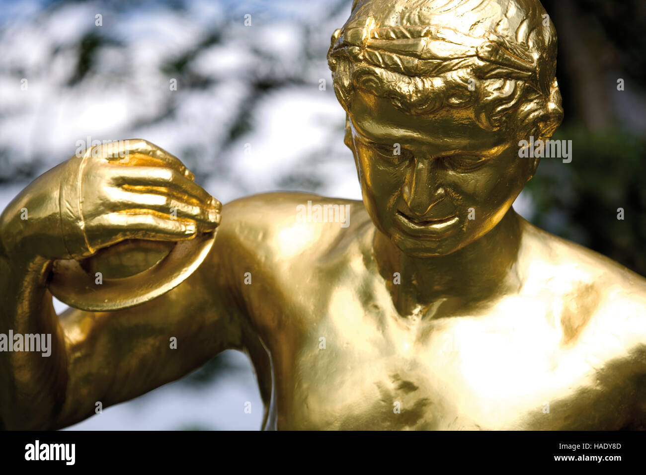Golden Statue in Berlin Stock Photo - Alamy