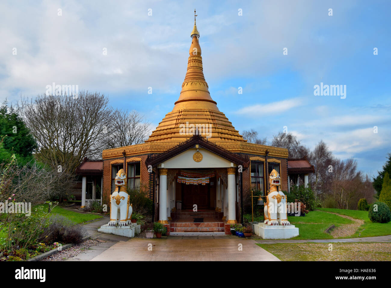 Birmingham buddhism hi-res stock photography and images - Alamy