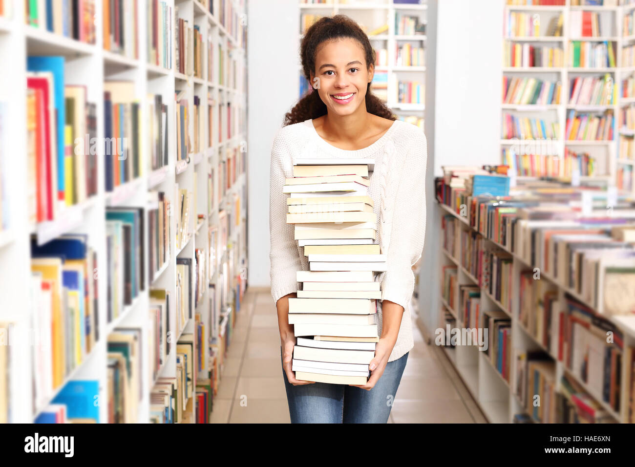 Borrowing library books hi-res stock photography and images - Alamy