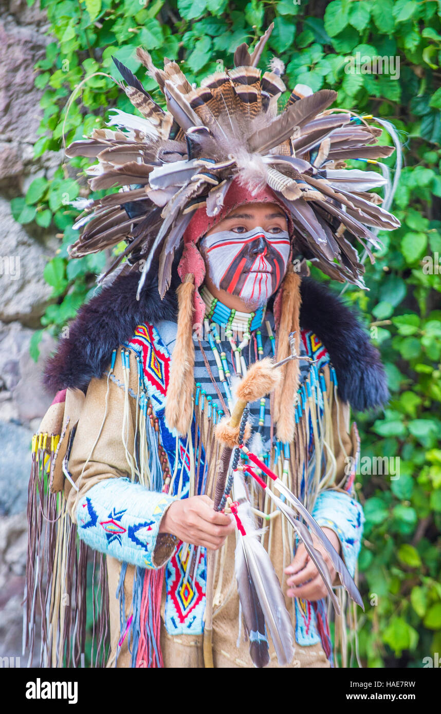 Aztec man face hi-res stock photography and images - Alamy
