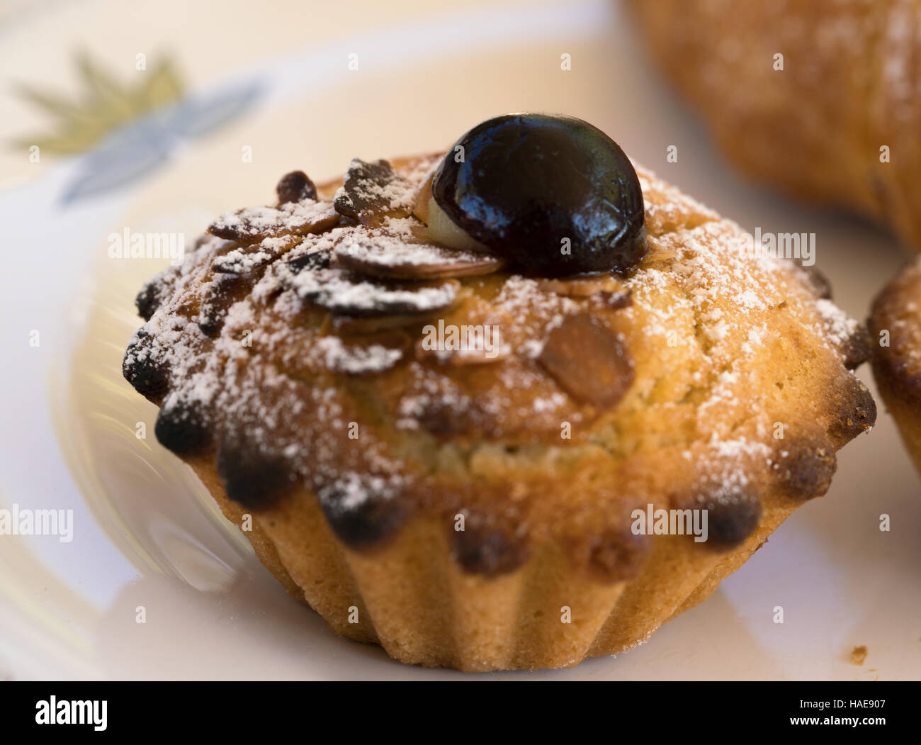 pasticciotto, traditional southern Italian pastry filled with ricotta ...