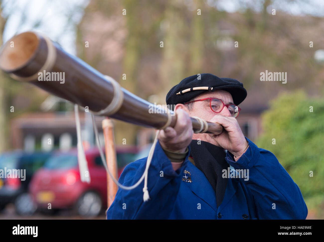 Alpine horn instrument hi-res stock photography and images - Alamy