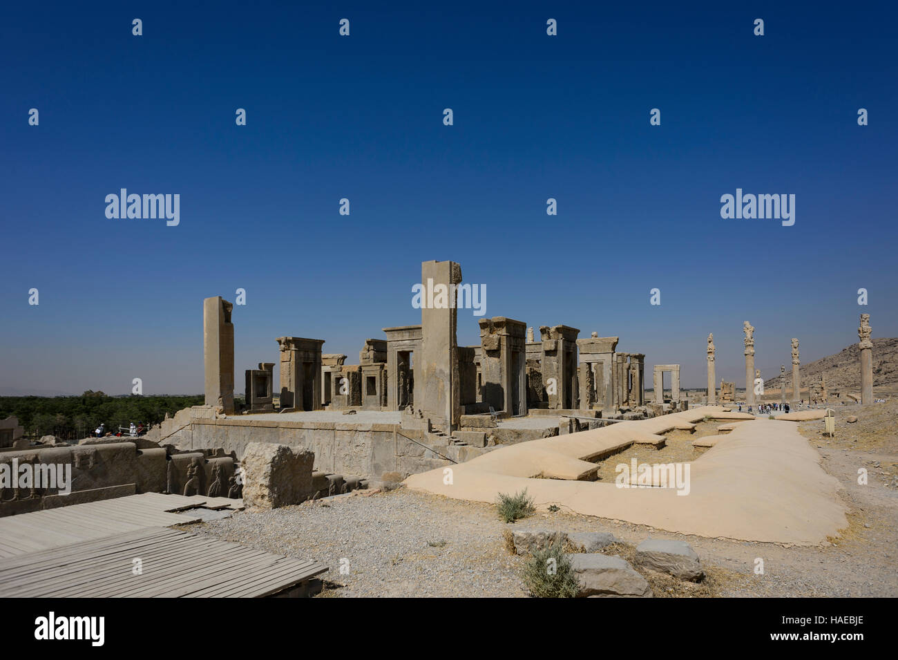 Persepolis persian takht jamshid hi-res stock photography and images ...