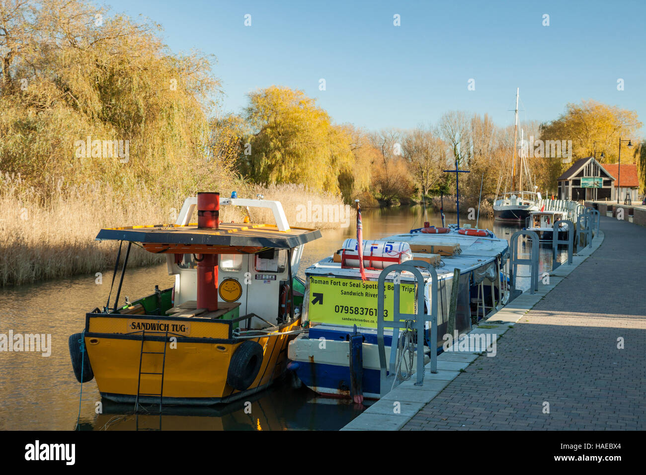 Boat on river Stour in Sandwich, Kent, England Stock Photo - Alamy